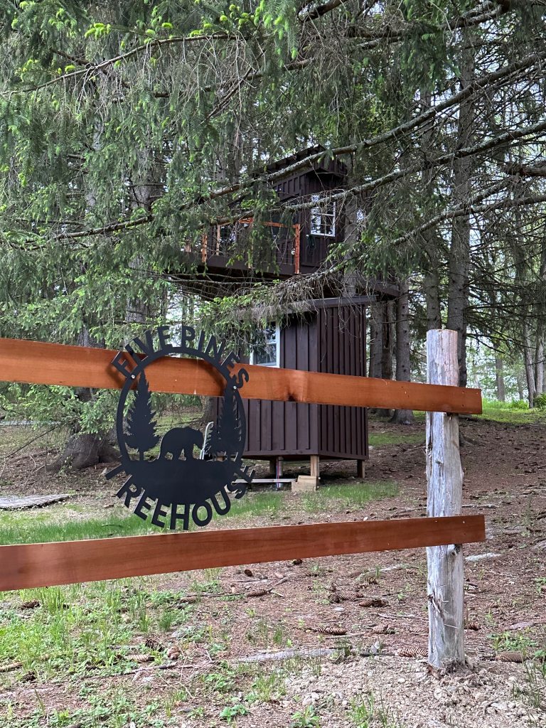Five Pines Treehouse